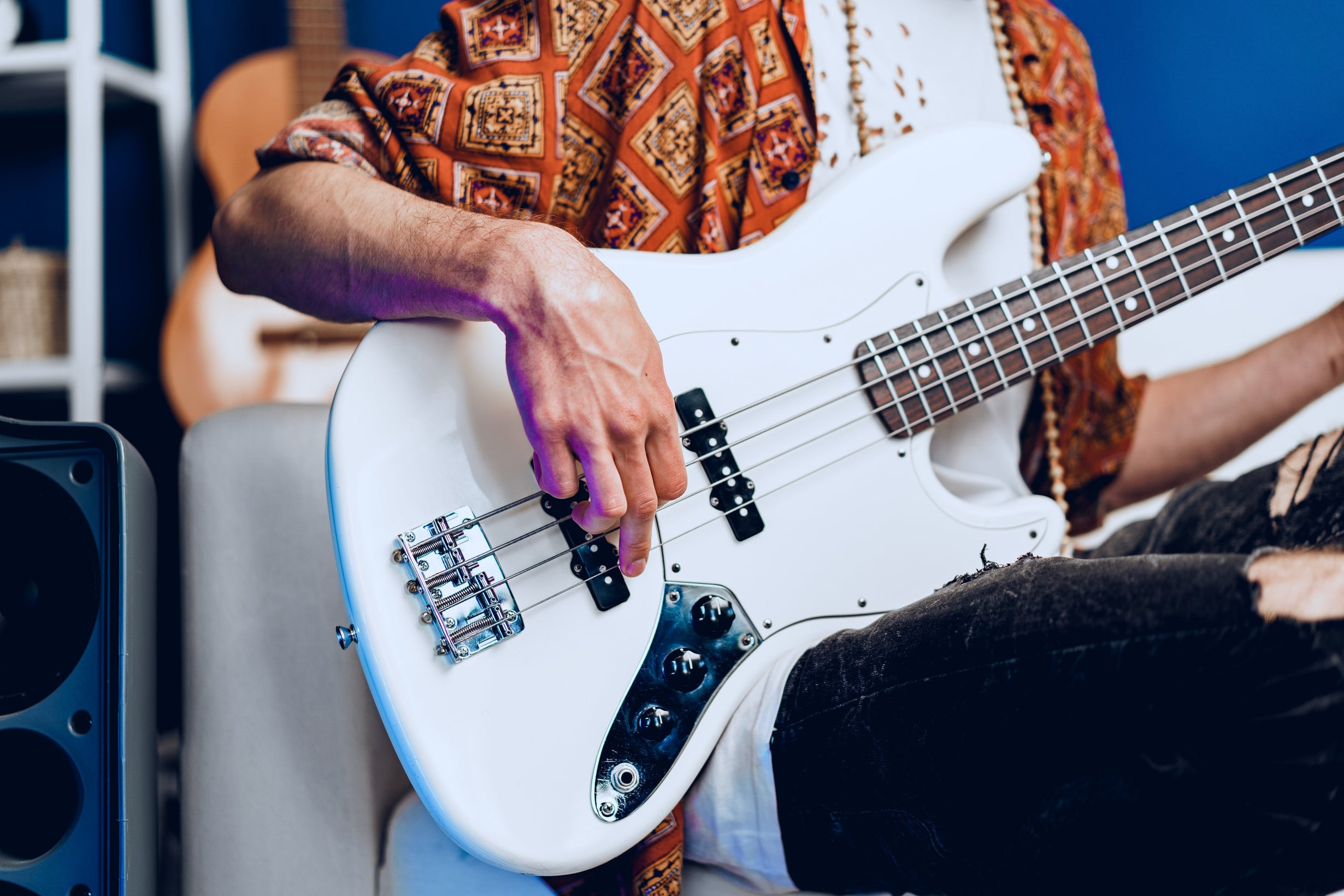 How to achieve the Perfect Jazz Tone on your Bass Guitar – Bass Review